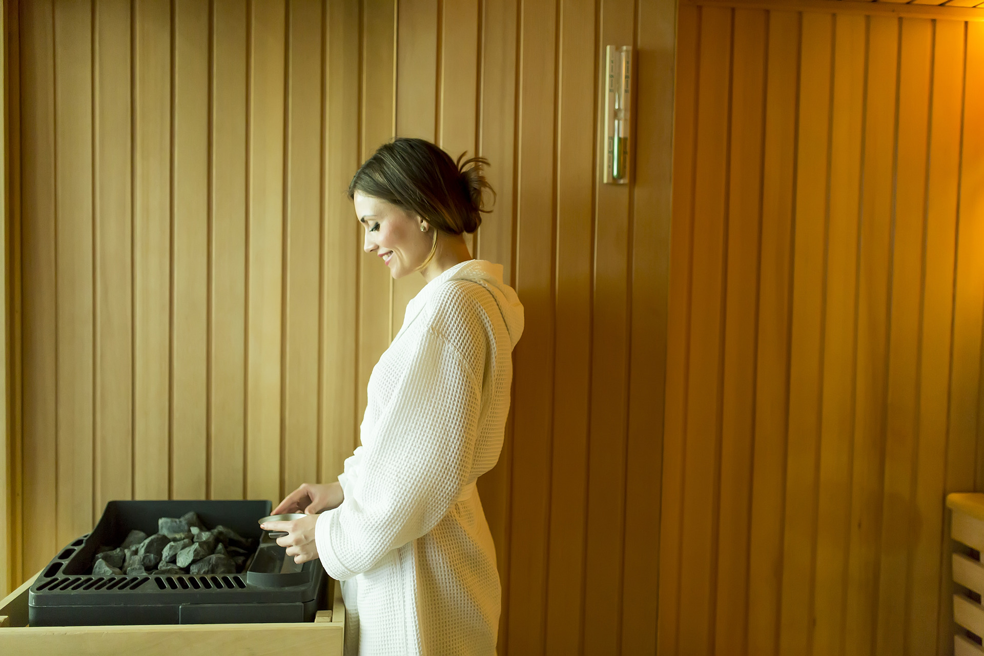 Understanding the Role of Saunas in Weight Loss